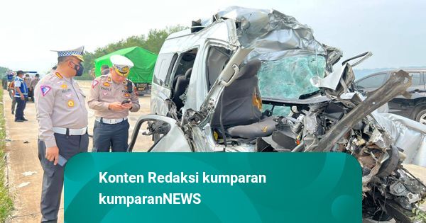 Identitas 7 Korban Tewas Kecelakaan Maut Tol Batang-Semarang | kumparan.com Identitas 7 Korban Tewas Kecelakaan Maut Tol Batang-Semarang | kumparan.com